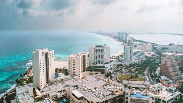 Hiking in Cancun: The Best 7 Trails to Walk in Nature