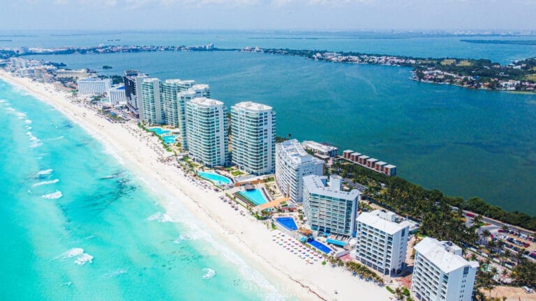 2025 Spring Break Cancun Dates + Top 9 Hotels and Events